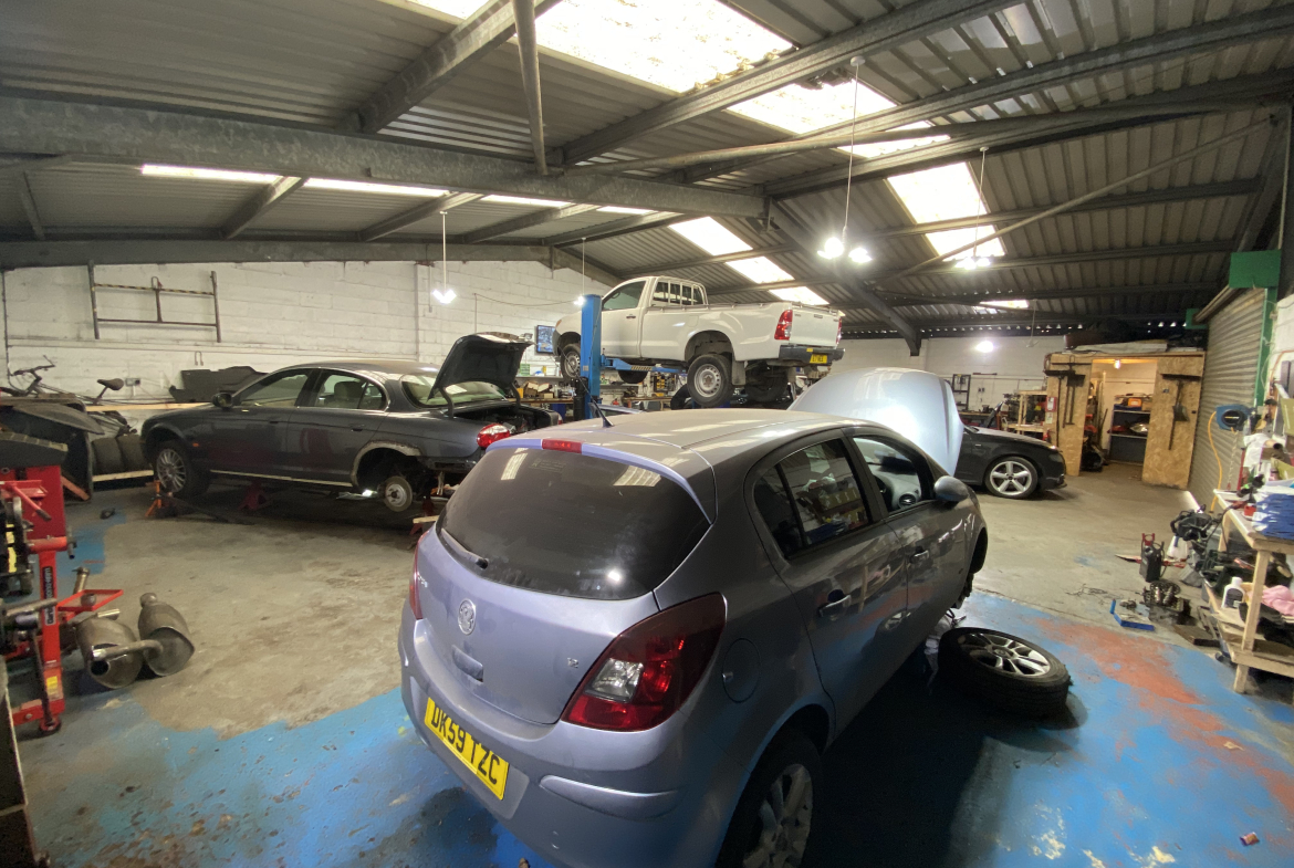 MOT, Service & Repair Garage (Freehold), Middlesbrough - Buy or Sell a ...