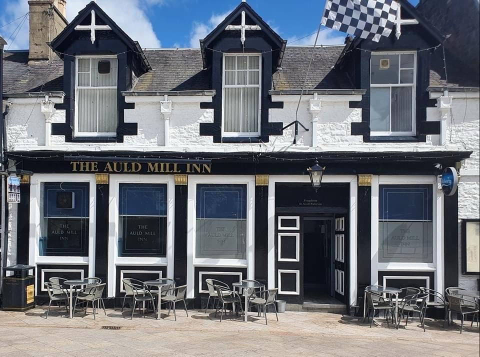 Immaculately presented lock up public house, Galashiels (ref 1645 ...