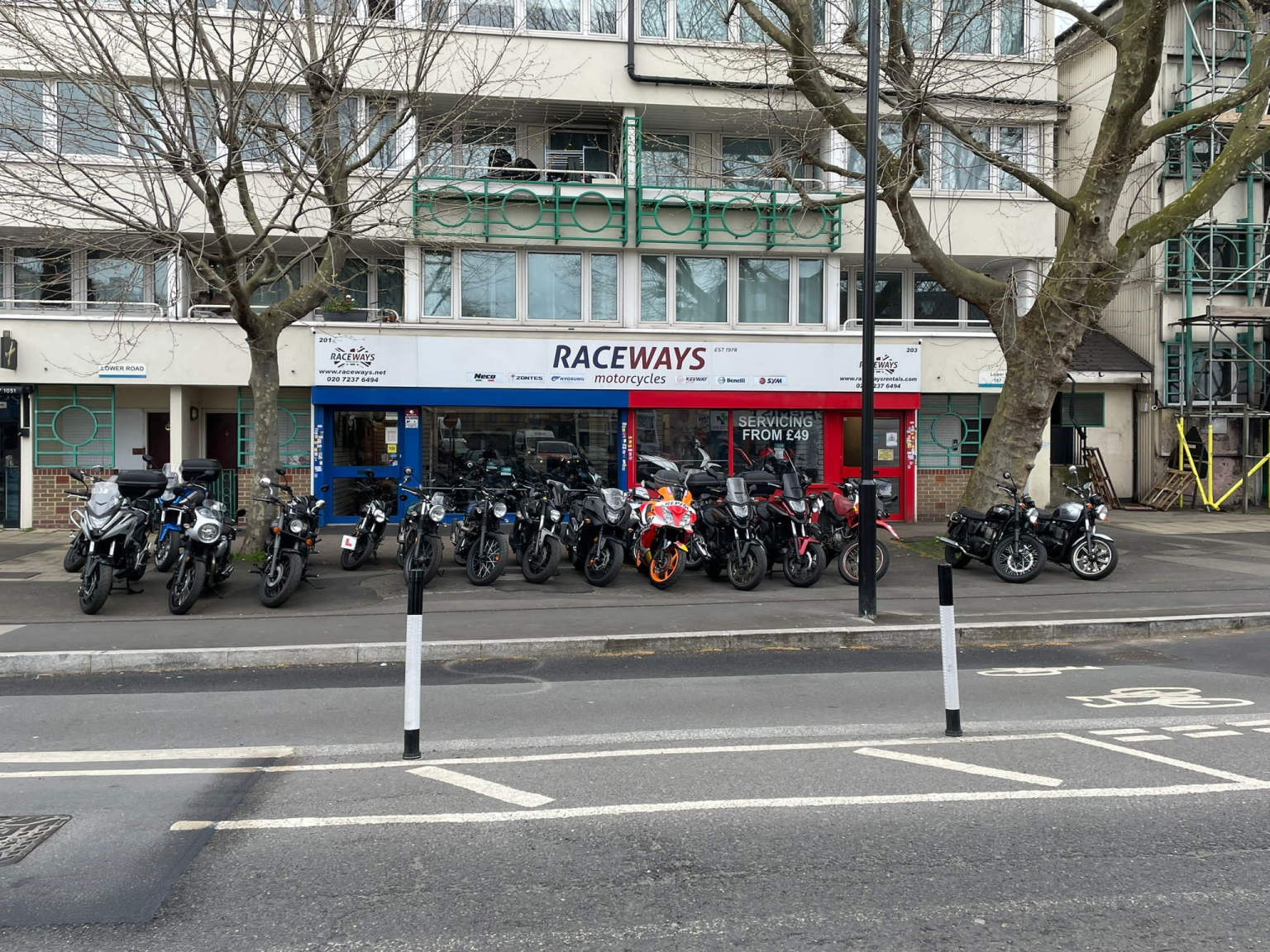 14 Garages for Sale in London from Daltons Business