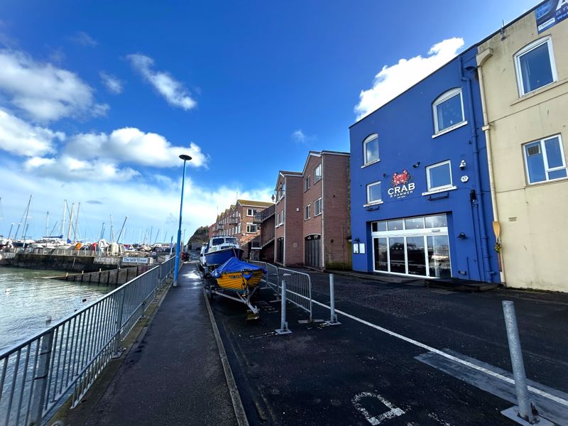 Stunning Harbourside Restaurant/Bar - Turnkey Operation Ready for the ...