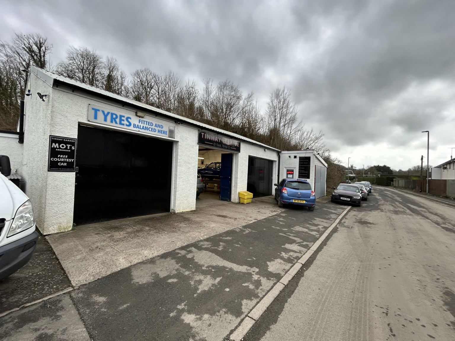 421 Garages for Sale from Daltons Business
