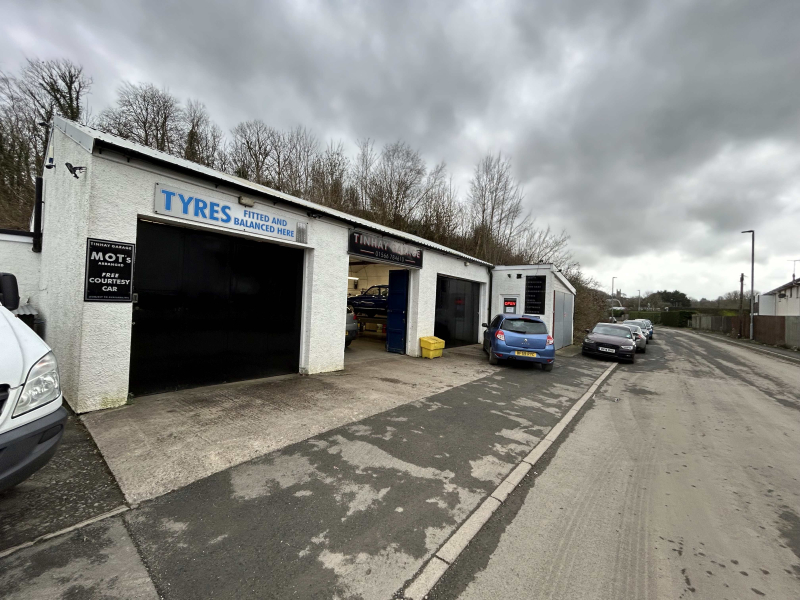 256 MOT Garages for Sale from Daltons Business