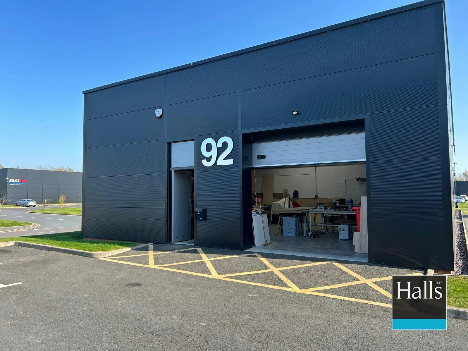 Modern industrial unit for sale in popular business park in Market ...
