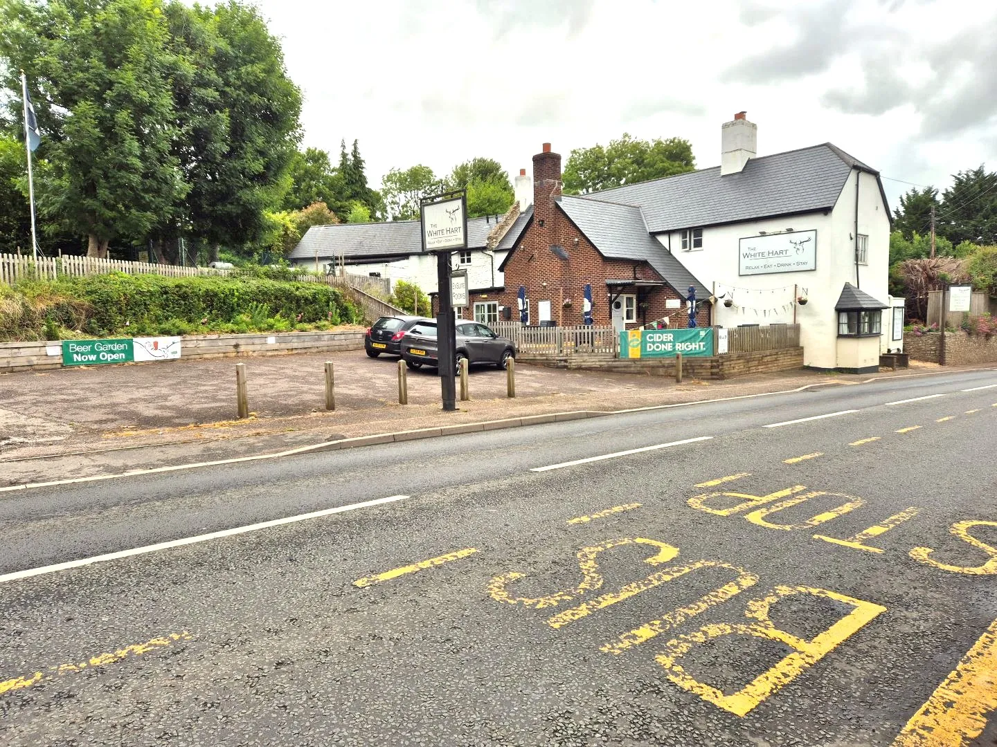 DEVON FREE-OF-TIE INN WITH LETTING ROOMS ON MAIN ROAD - Buy or Sell a ...