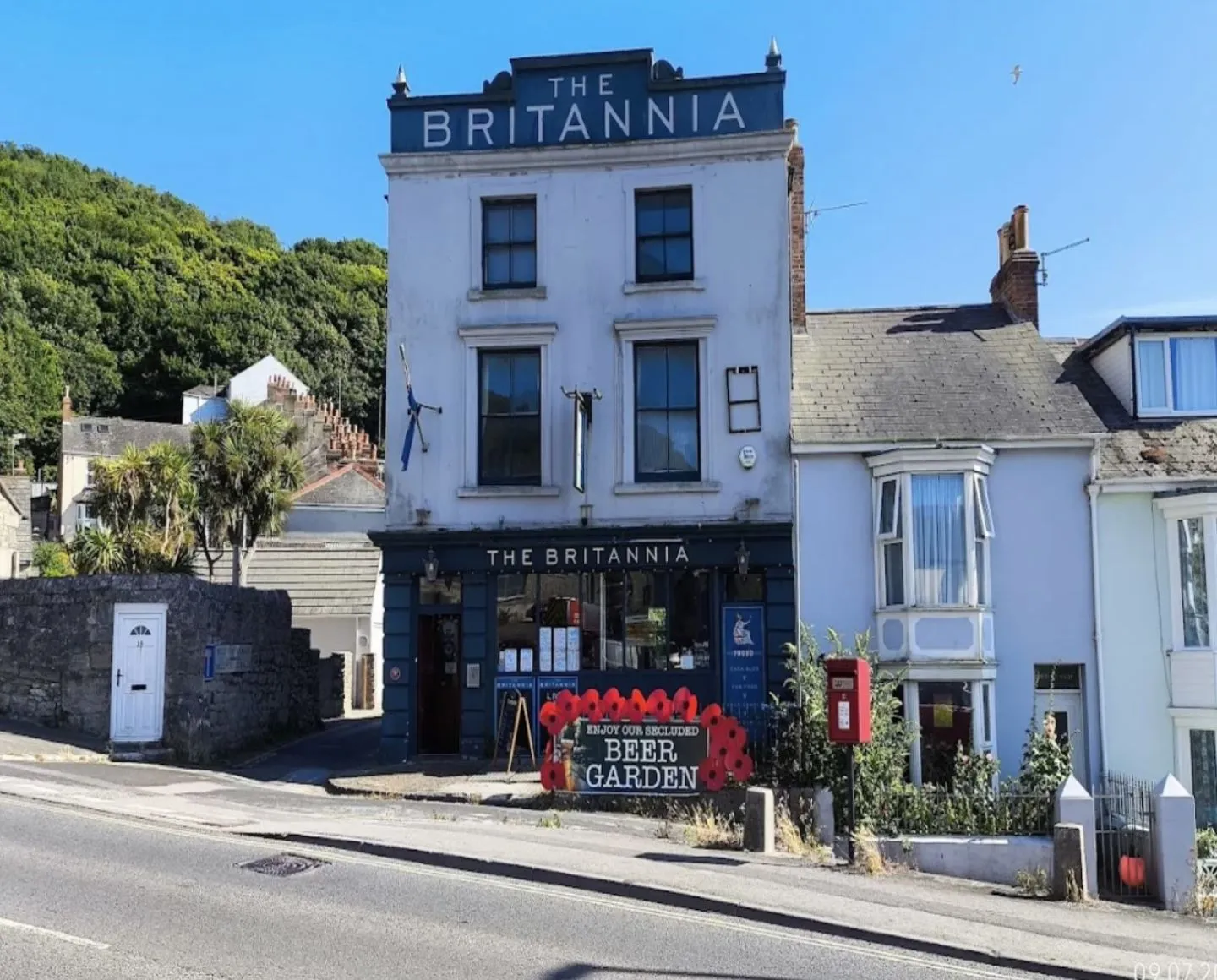 DORSET COASTAL TOWN - WET LED PUB - Buy or Sell a UK Business with ...