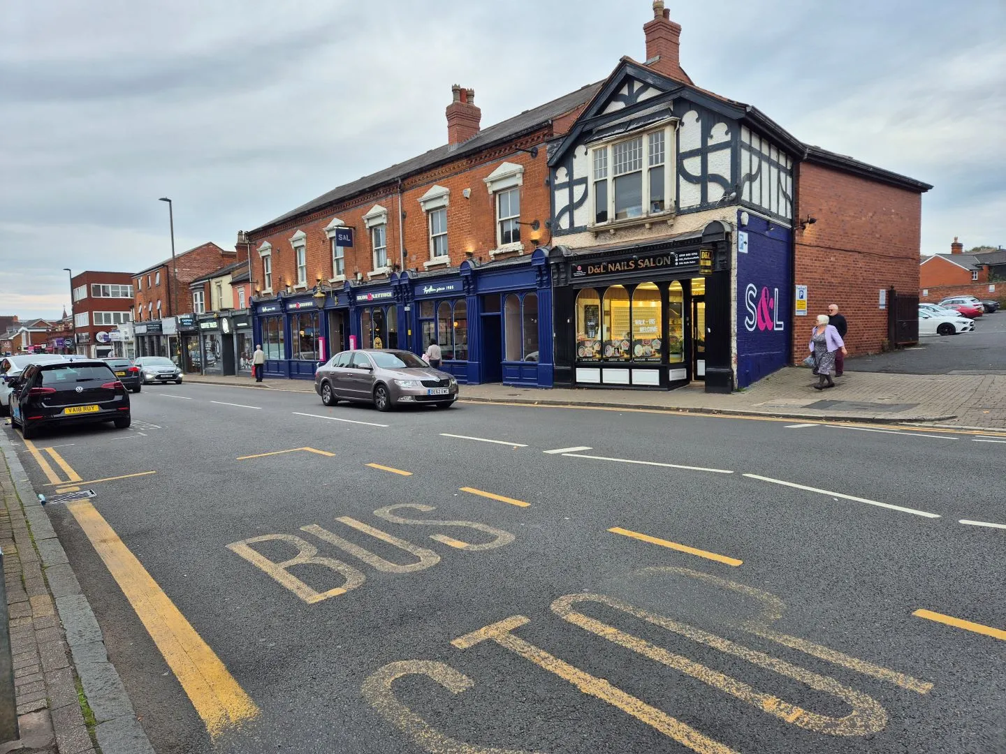 CONTEMPORARY BUSY BAR/RESTAURANT ON BUSTLING HARBORNE HIGH STREET - Buy ...